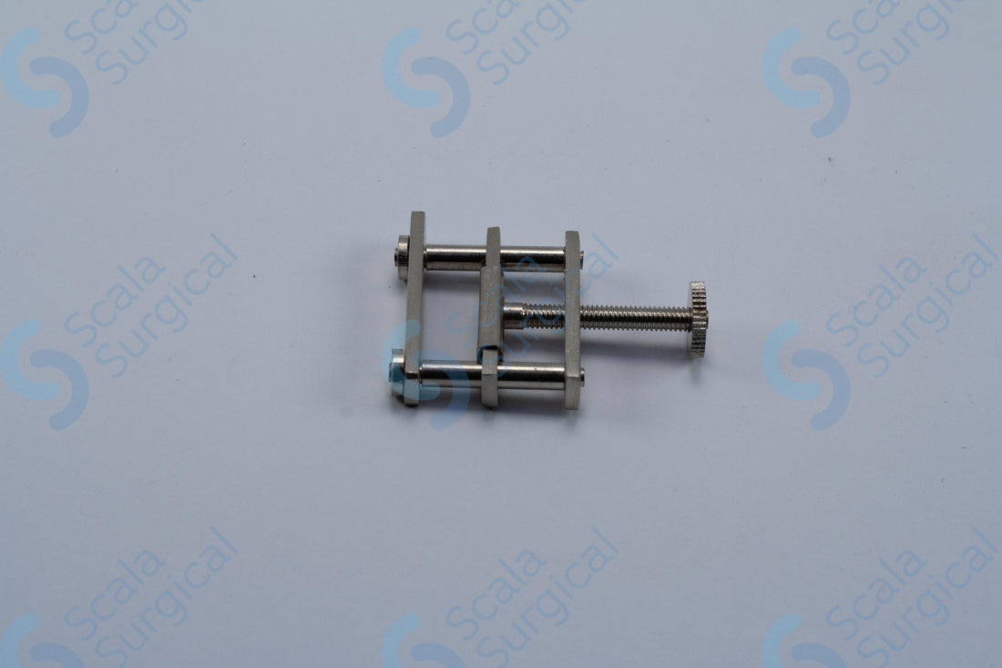 Hoffman Gate Clamp (Internal Opening Width: 16 x 25mm) – Scala Surgical Ltd