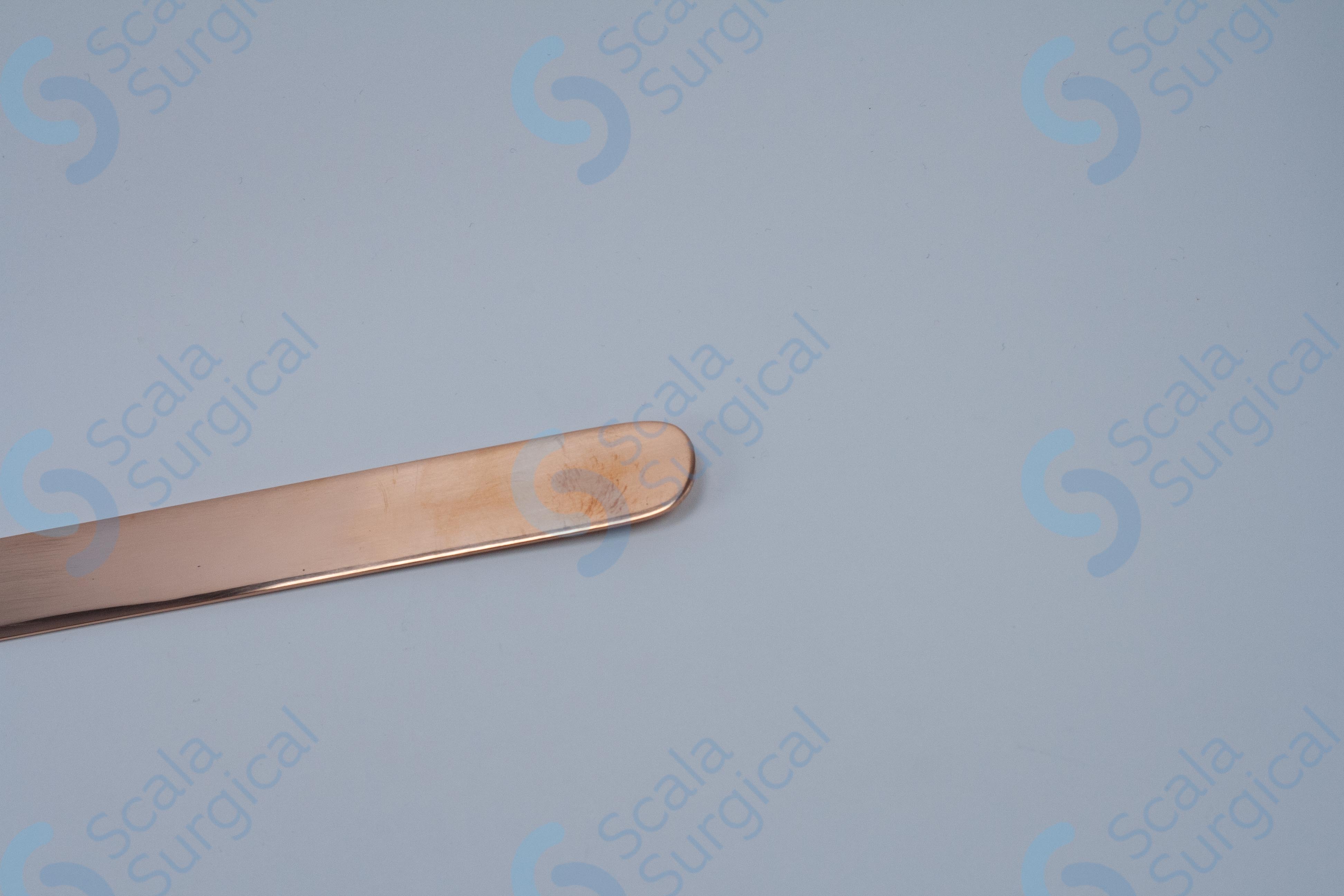 Cairns Cushing Retractor Straight Copper Strip No-7 (19mm) – Scala ...