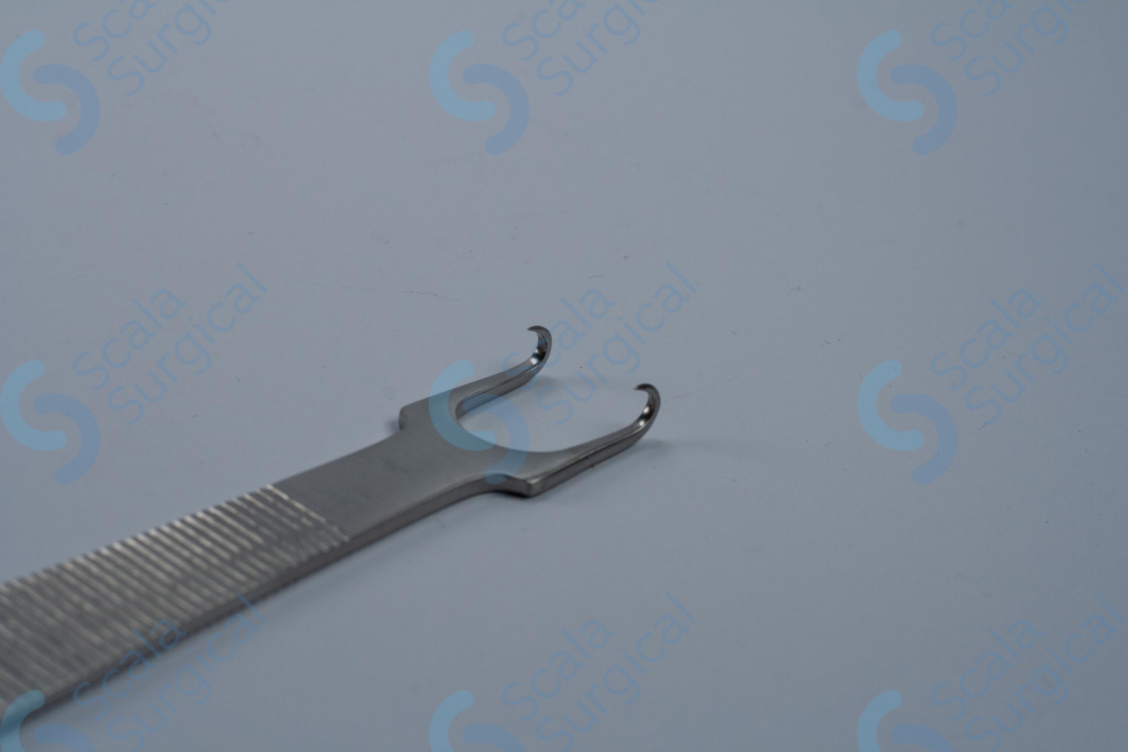 Kilner Alae Retractor 2 Prongs Sharp (Blade Width: 15mm) – Scala ...