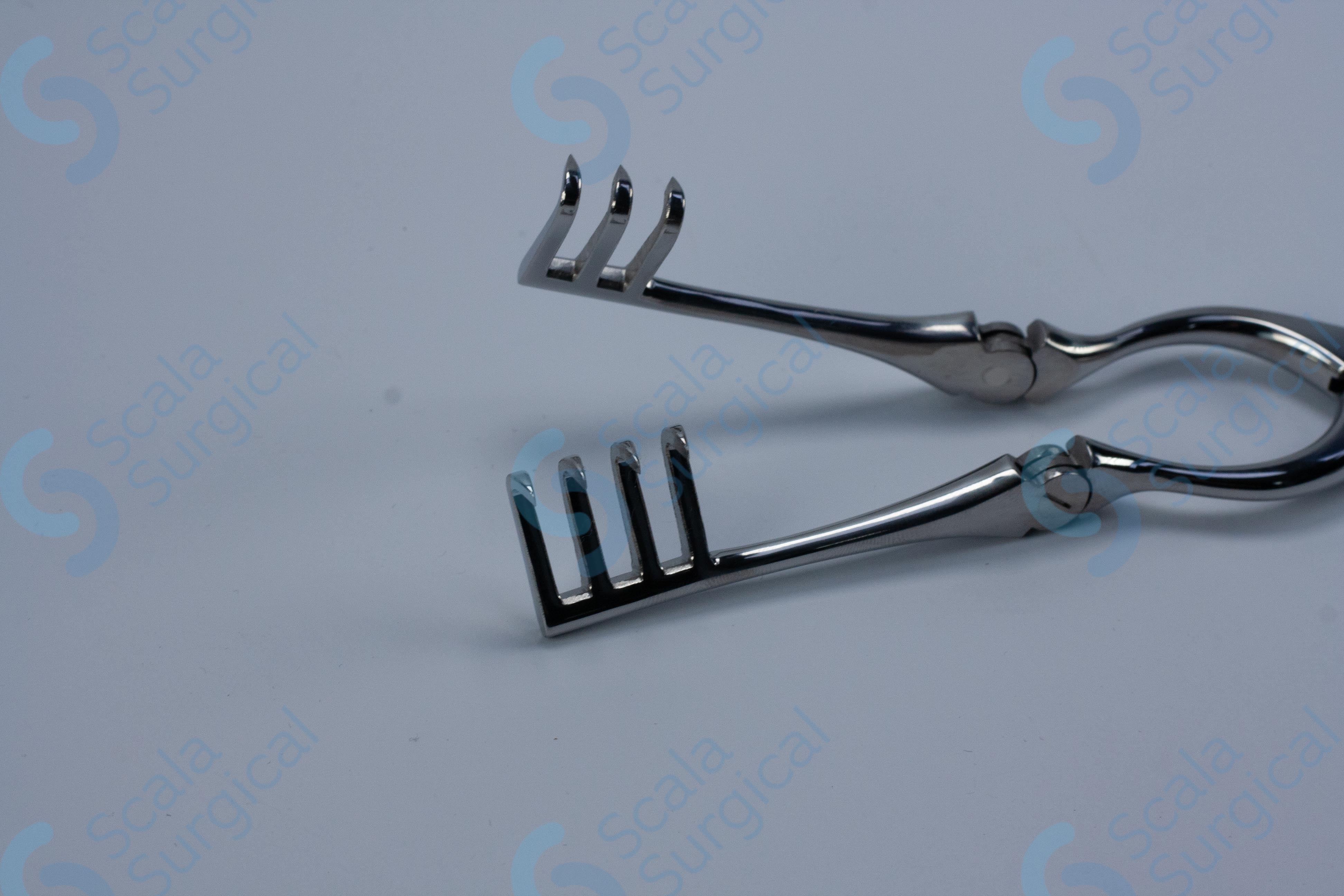 Cone Laminectomy Self Retaining Retractor 3 x 4 Prongs Sharp (139.7mm ...