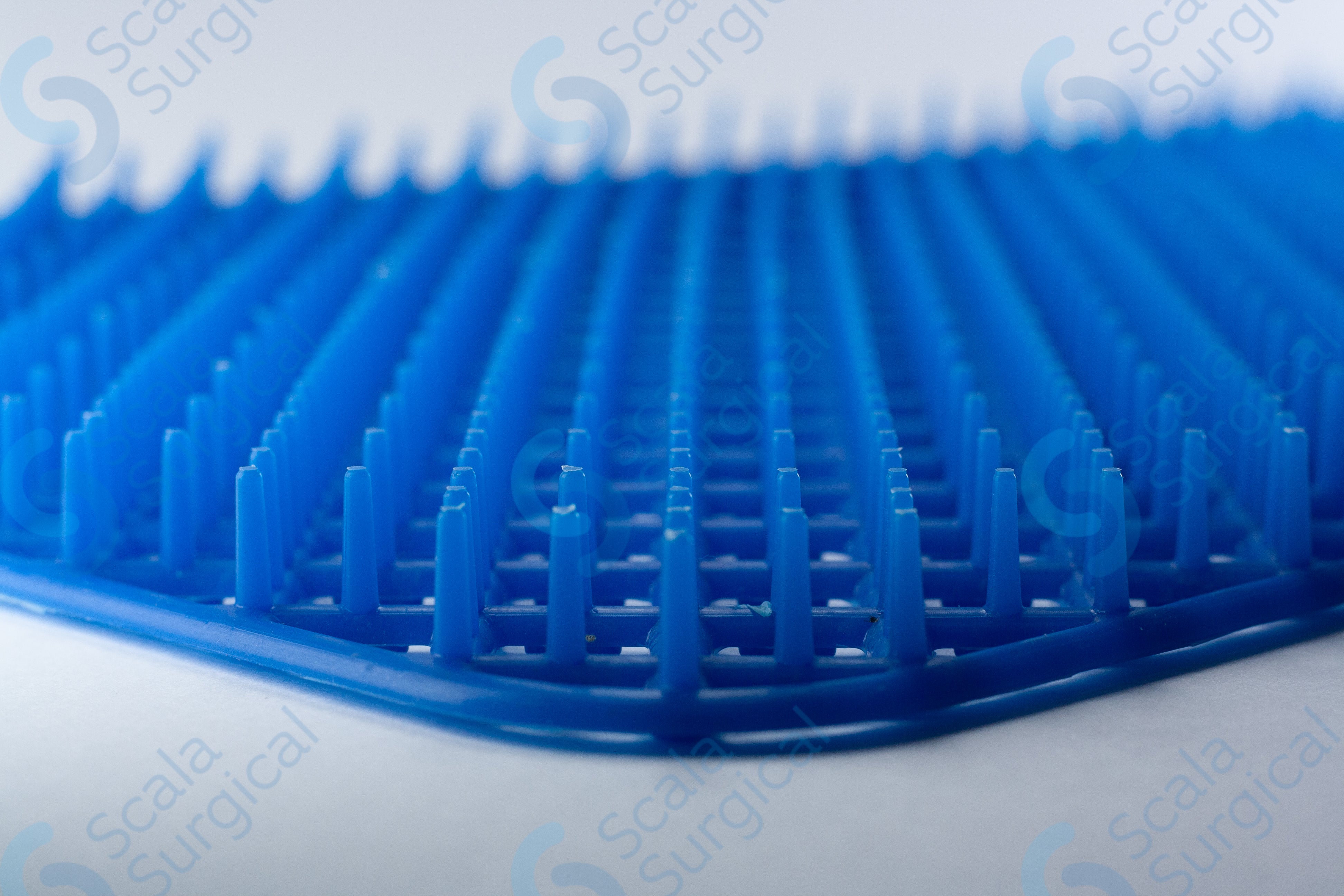 Silicone Hedgehog Mat with 12mm Drainage Holes (Size: 465 x 235mm ...